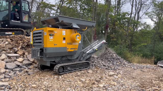 RubbleCrusher RC150T Overview - Recycling Equipment Reviews